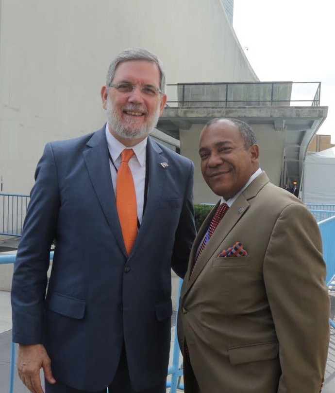 Roberto Rodríguez Marchena: Un Legado de Comunicación, Servicio y ...